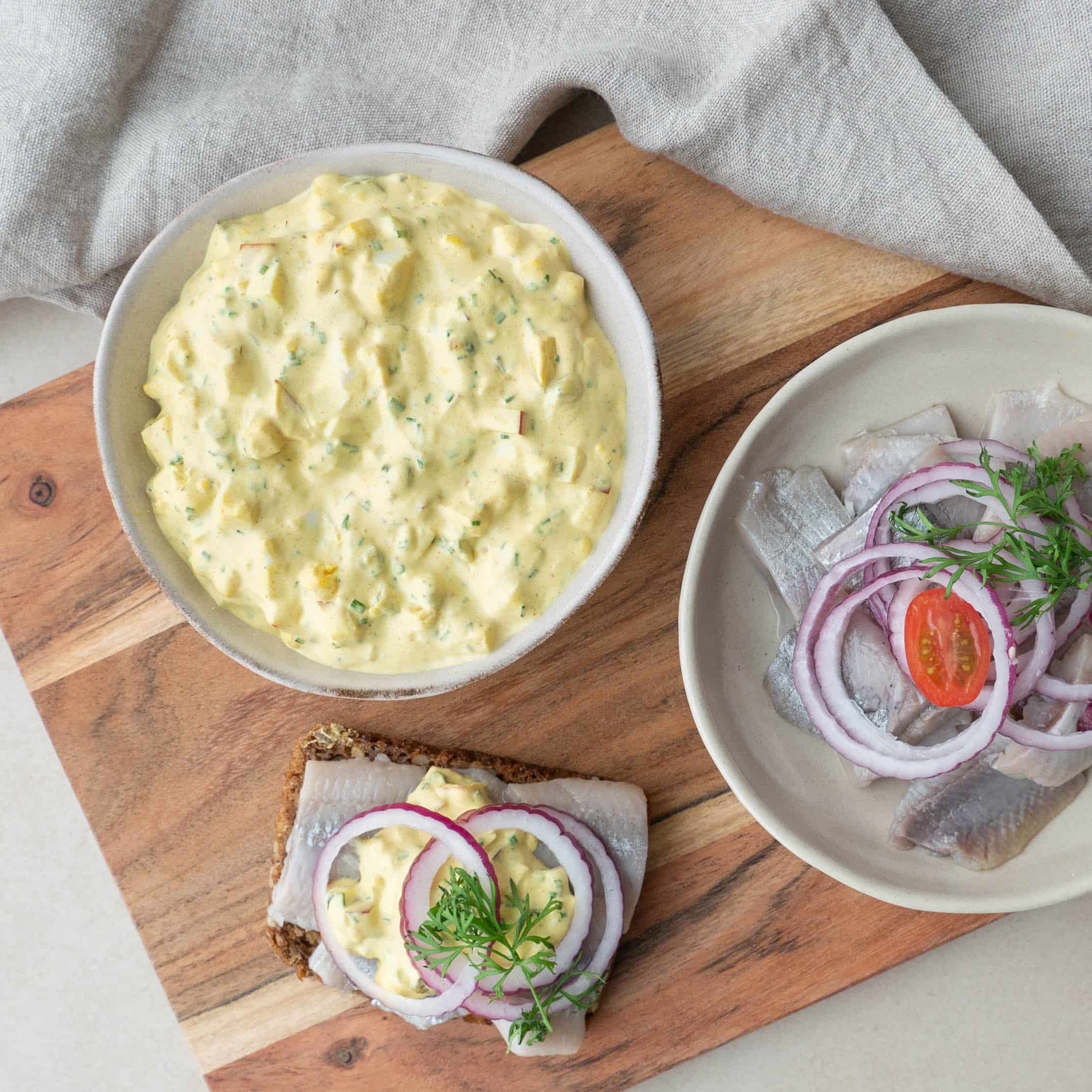 Karrysalat med æble - Hjemmelavet karrysalat - Mummum.dk