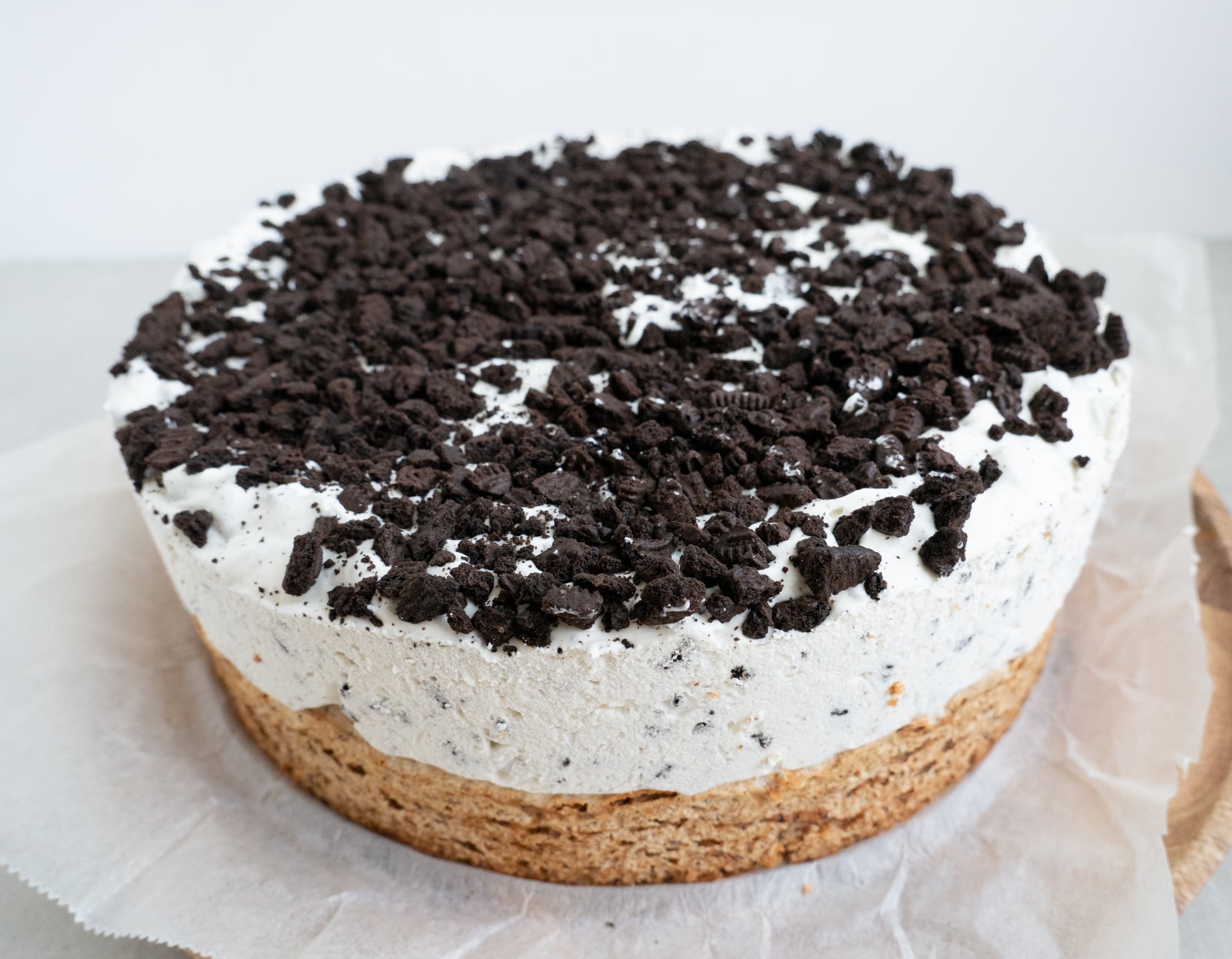 Oreo islagkage med nøddebund - Nem opskrift - Mummum.dk