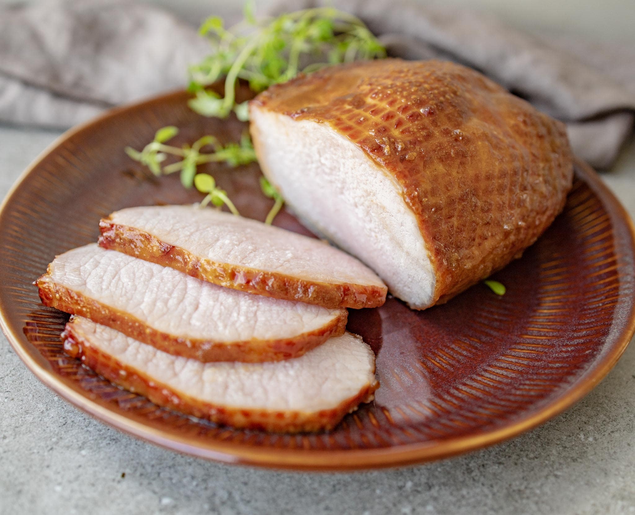 Glaseret hamburgerryg - Opskrift på Hamburgerryg i ovn - Mummum.dk