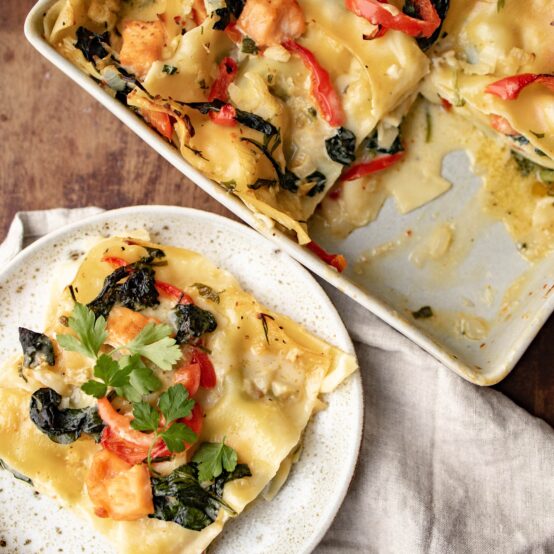 Fisk i fad - Opskrifter på laks, torsk og rejer i fad - Mummum.dk