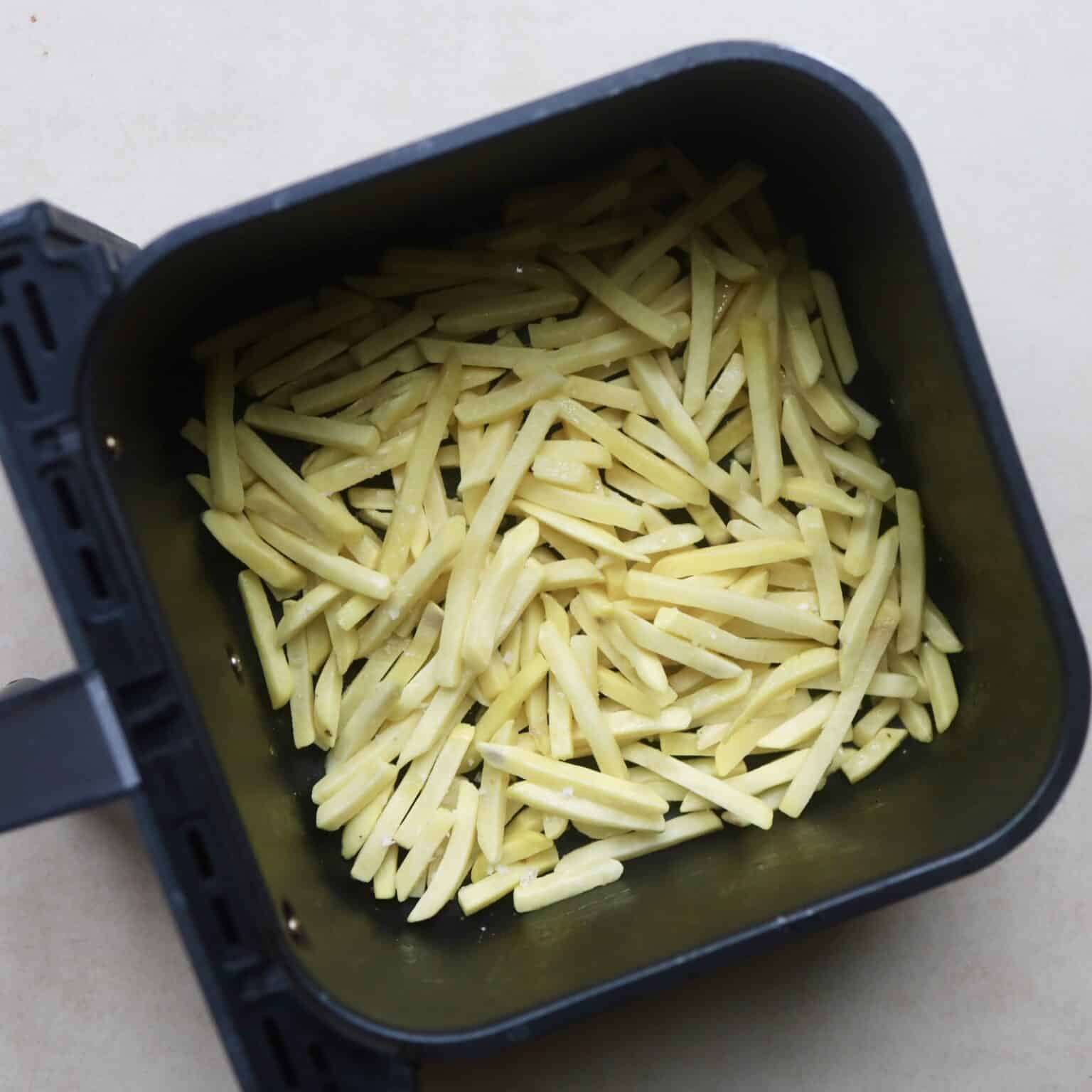 Frosne pommes frites i airfryer - Frosne pomfritter i airfryer - Mummum.dk
