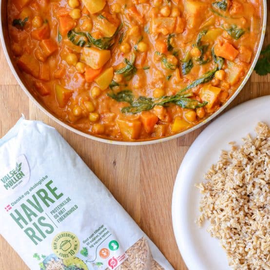 Veggie curry med kikærter - Den bedste opskrift - Mummum.dk
